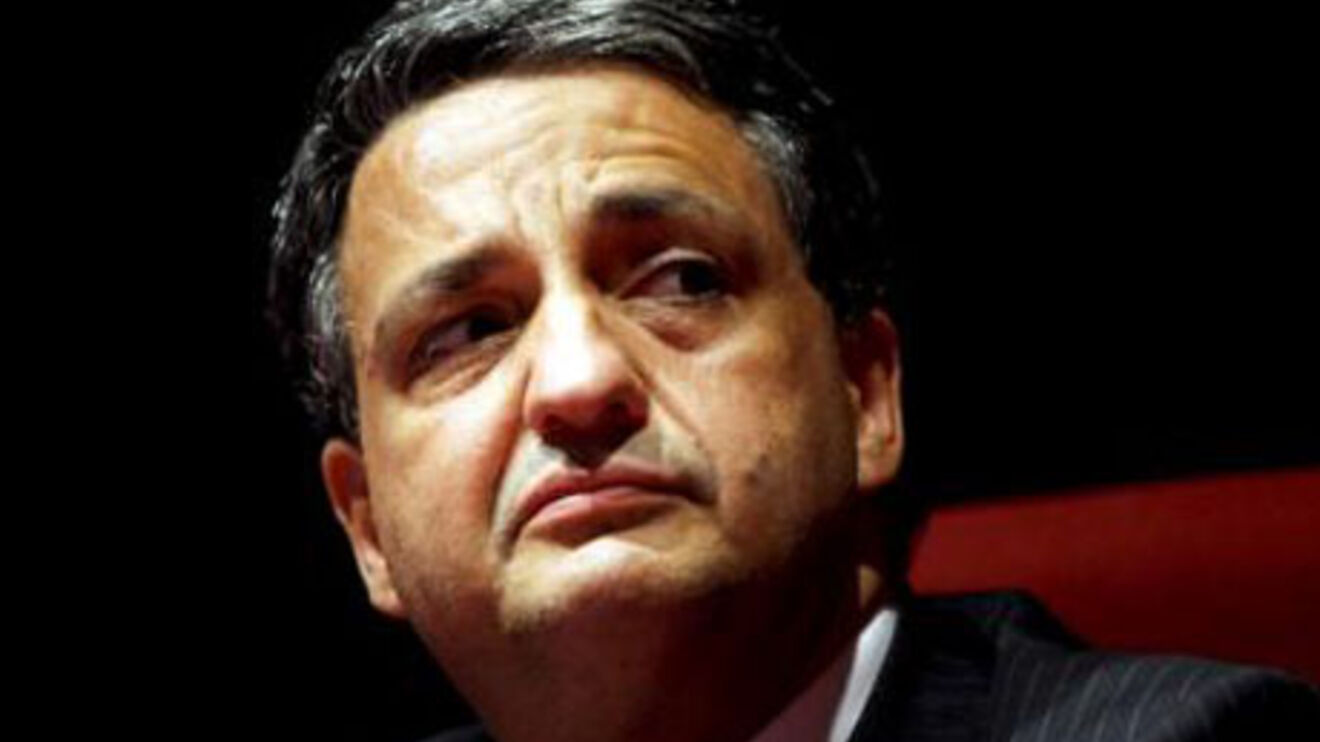 Paulo Macedo: Contratação à hora continuará "nos próximos anos ...