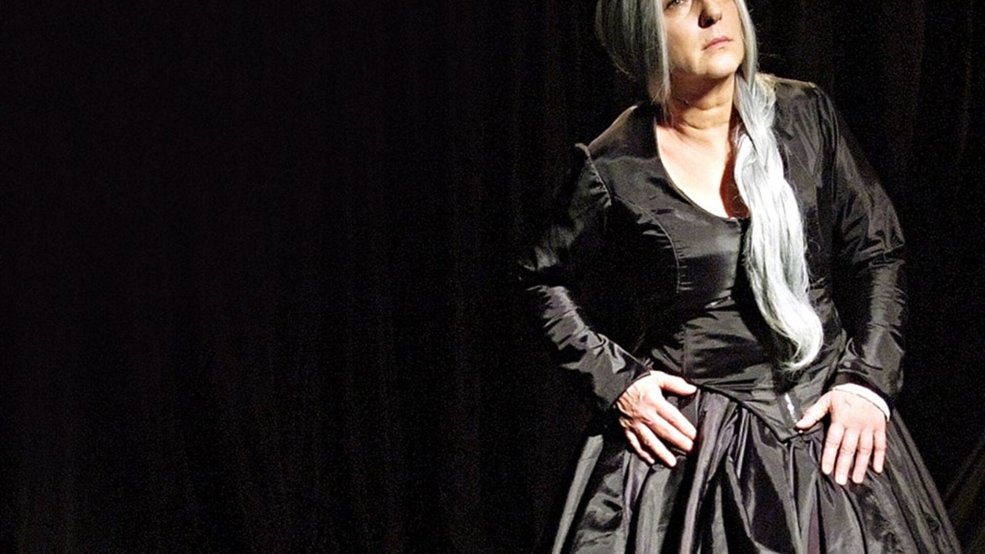 Lu Grimaldi, a actriz da Globo que vem a Queluz ser rainha - Teatro ...