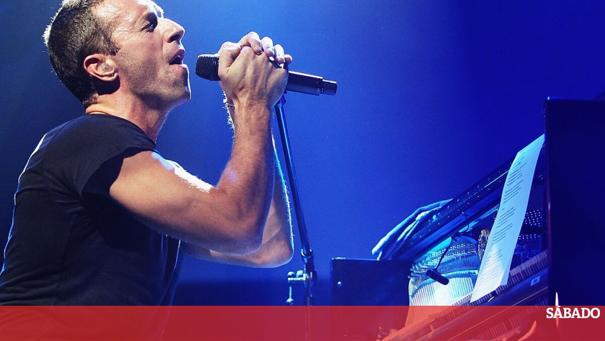 Filhos de Chris Martin actuam ao lado do pai - Social - SÁBADO