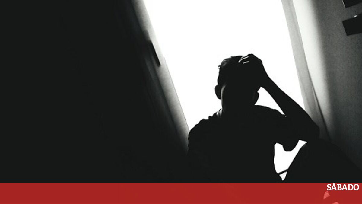 OMS: 300 milhões de pessoas vivem com depressão no mundo - Ciência ...