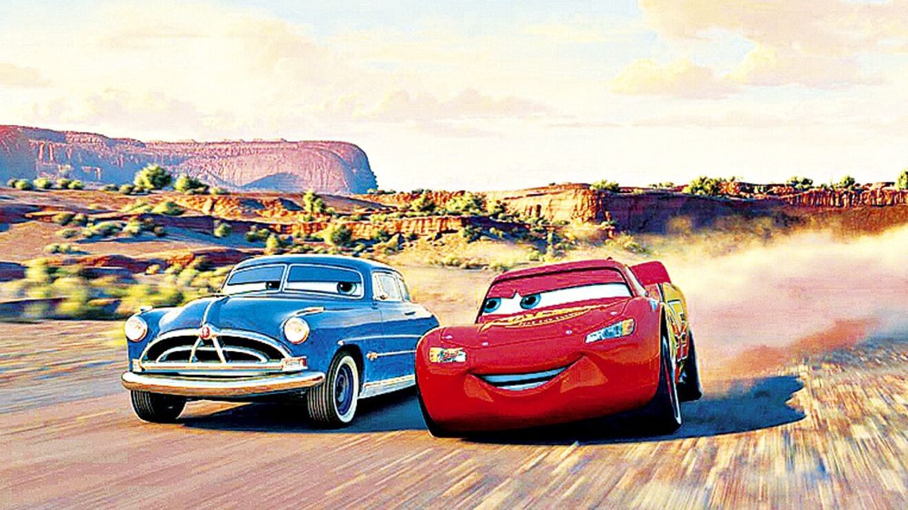 Faísca McQueen volta a acelerar no cinema - Cinema - SÁBADO