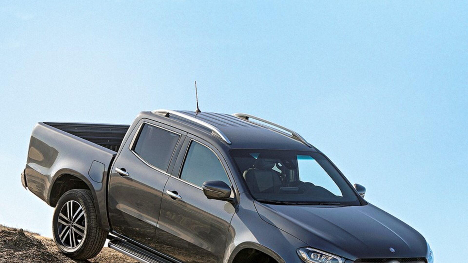 Experimentámos a primeira Pick Up da Mercedes - Shopping - SÁBADO