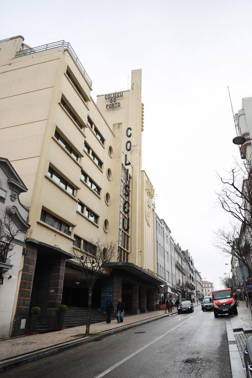 Coliseu do Porto vai chamar-se Coliseu Porto Ageas - Portugal - SÁBADO