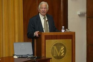 Morreu Berry Brazelton, o médico que revolucionou a pediatria - Vida ...