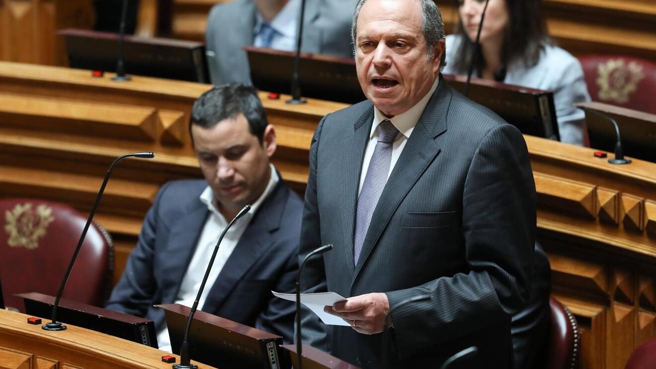 Carlos César confirma parentesco com nomeado pelo Governo - Portugal ...