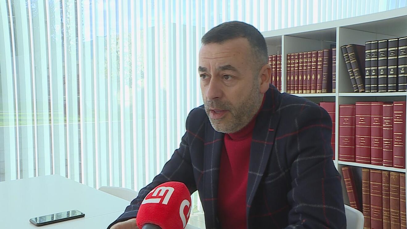 Ex-advogado de Rui Pinto constituído arguido no caso Doyen - Portugal ...