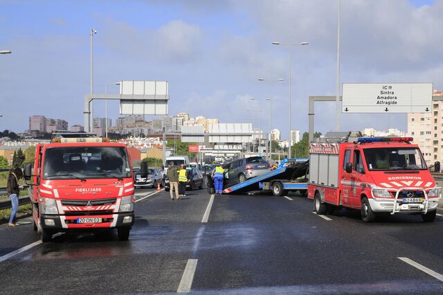 IC19, em Lisboa, é a estrada mais perigosa do País - Portugal - SÁBADO