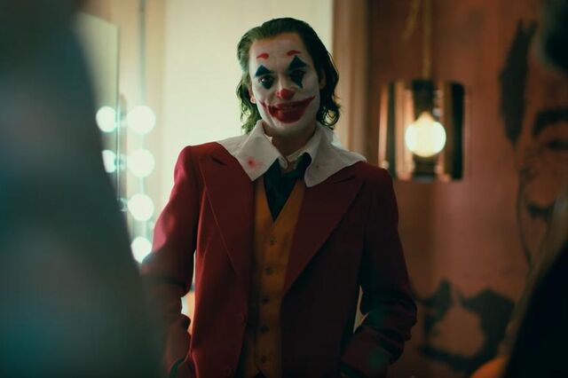A doença real que deu origem ao riso de “Joker” - Vida - SÁBADO