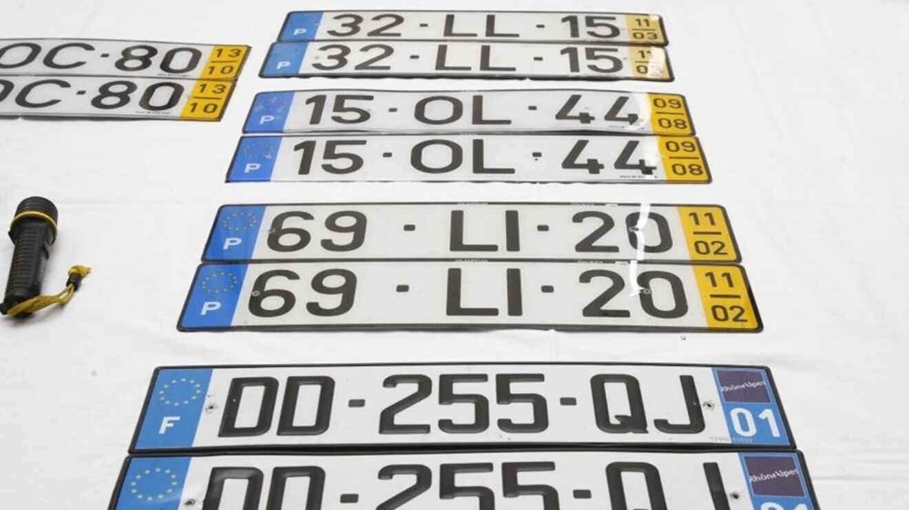 Novas matrículas de carros podem perder referência a mês e ano ...