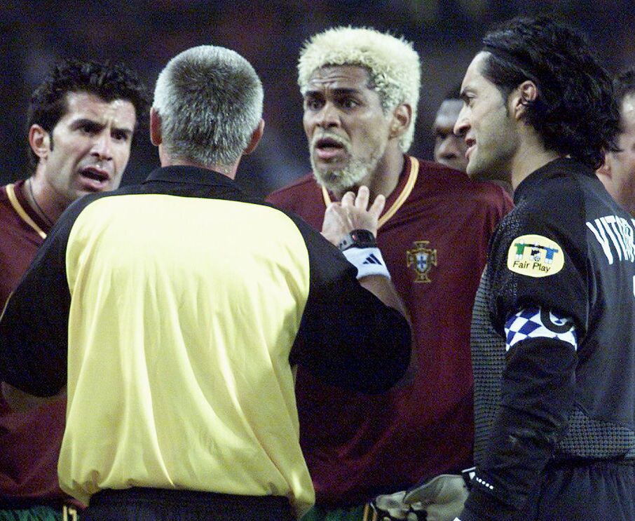 Abel Xavier recorda Euro2000: "A bola bateu-me na mão, mas não tive ...