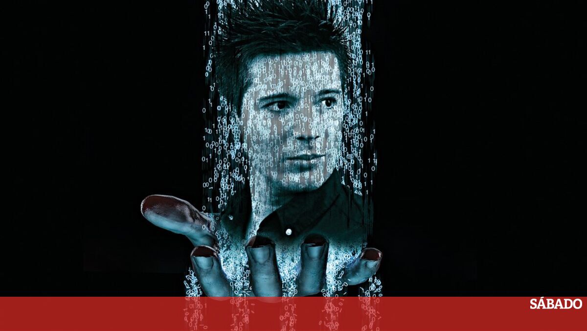 Rui Pinto admite ser um pirata informático... - Portugal - SÁBADO