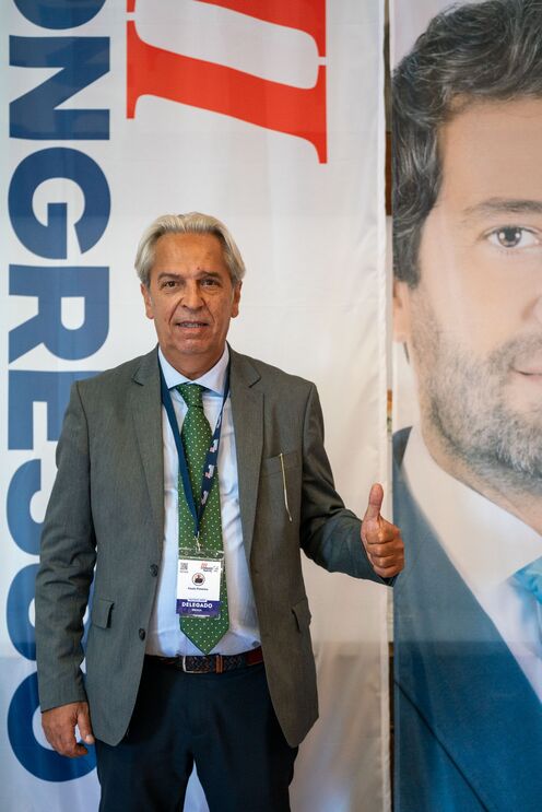 Quem são as pessoas que apoiam o Chega e por quê? - Fotografias - SÁBADO