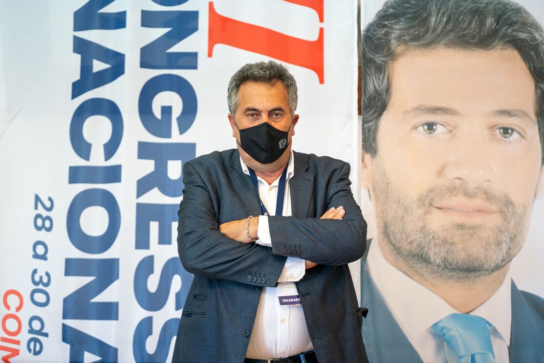 Quem são as pessoas que apoiam o Chega e por quê? - Fotografias - SÁBADO