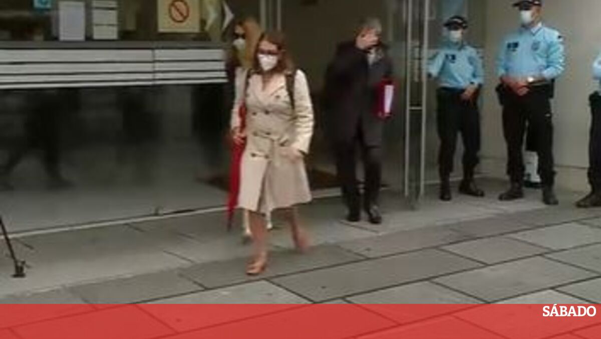 Maria Rendeiro condenada a pagar mil euros por não devolver quadros ...