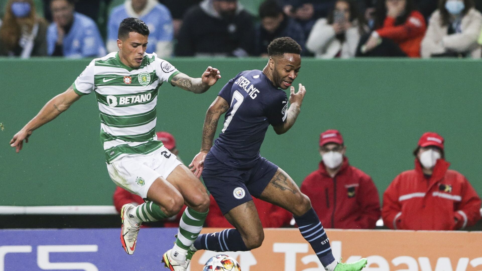Sporting perde contra o Manchester City por 5-0 - Desporto - SÁBADO