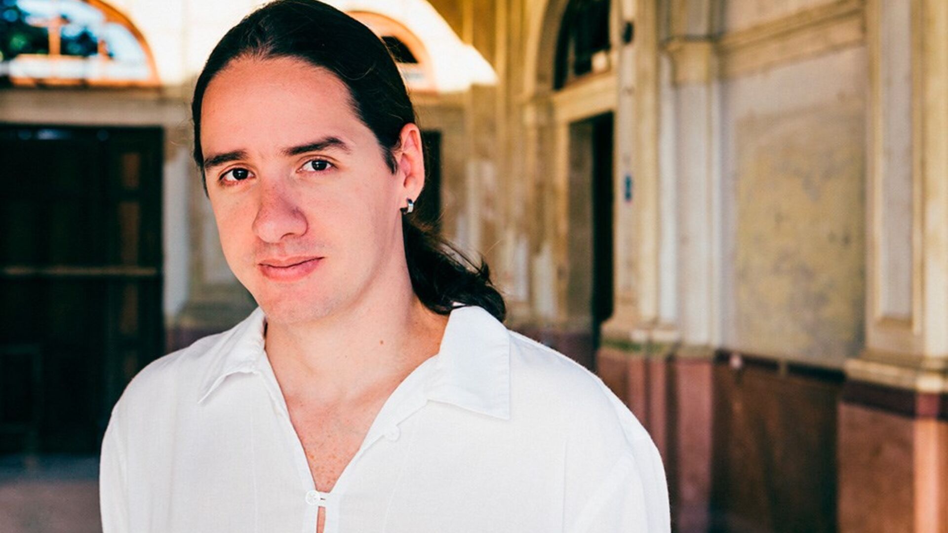 Escritor brasileiro Rafael Gallo vence Prémio José Saramago 2022 - Última Hora - SÁBADO