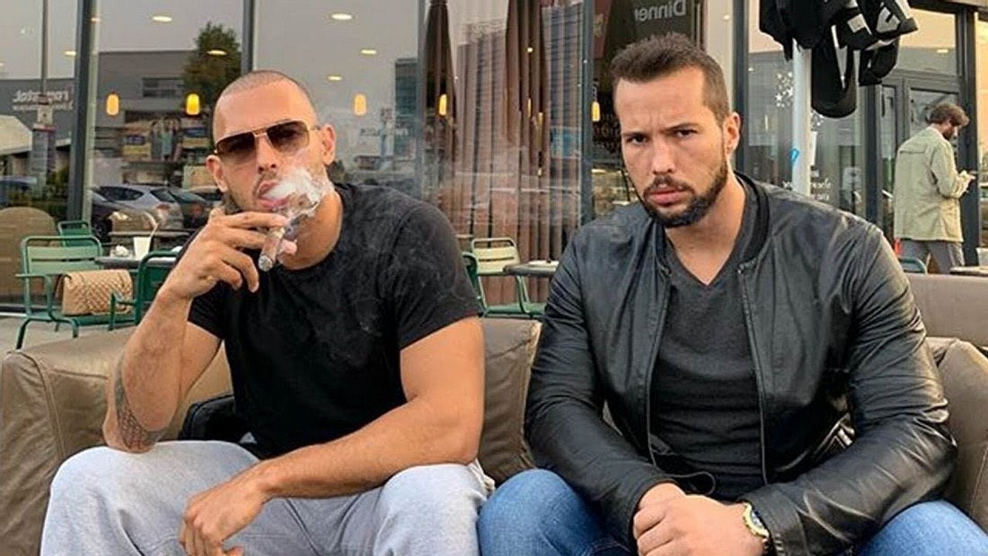 Jovens revelam esquema usado por Andrew Tate para recrutar mulheres ...