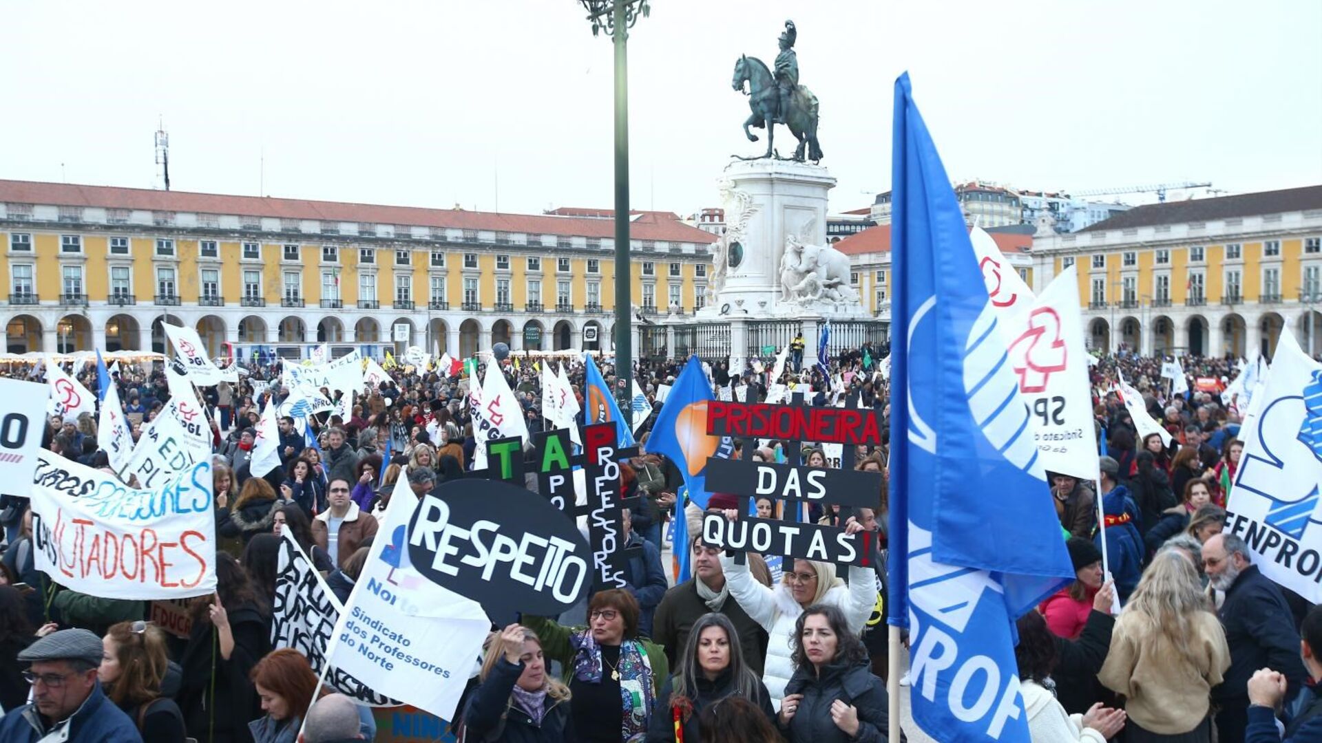 Sindicatos reafirmam que fim das greves de professores "está nas mãos ...