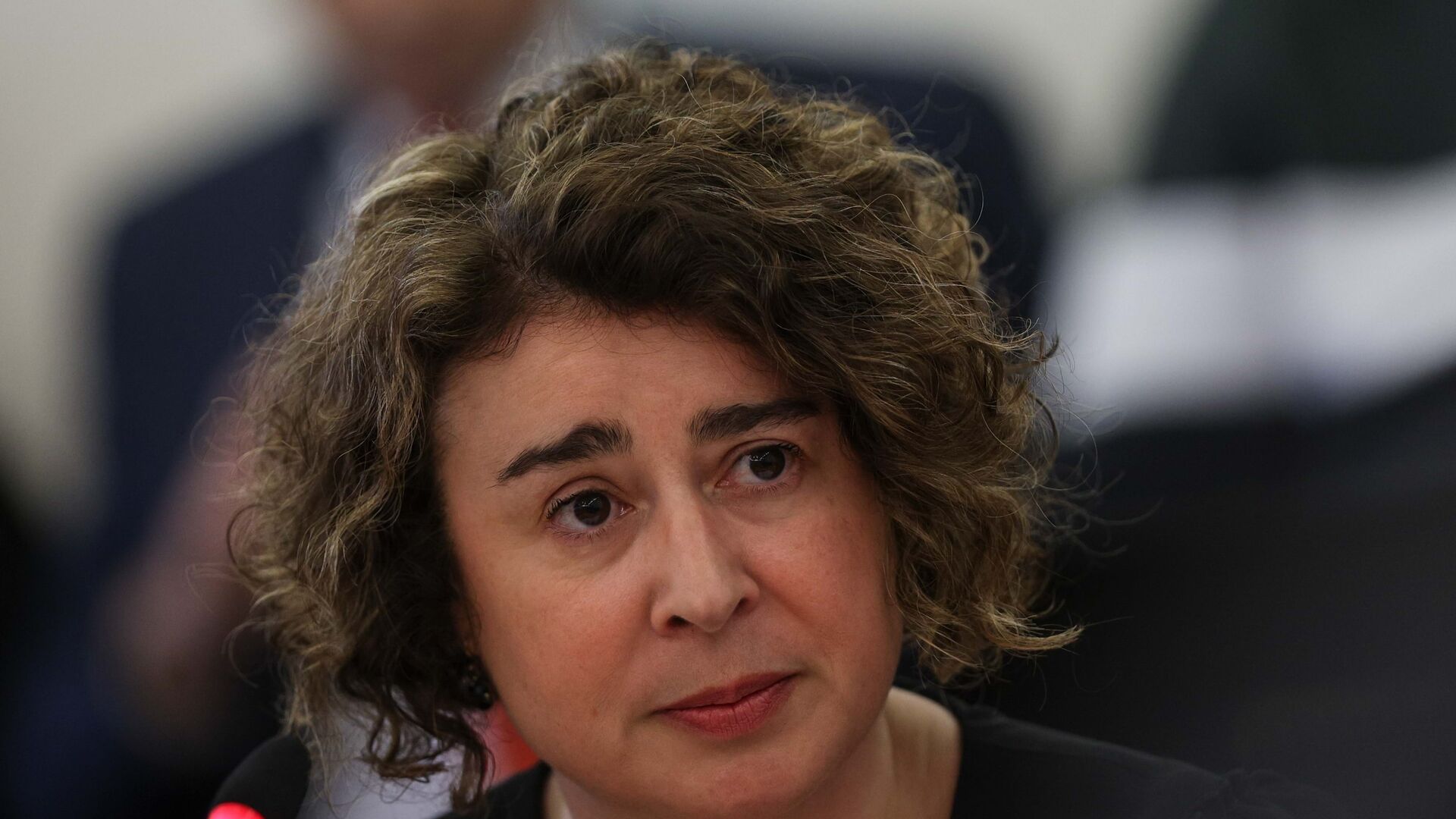 Alexandra Reis já devolveu 266,4 mil euros à TAP - Portugal - SÁBADO