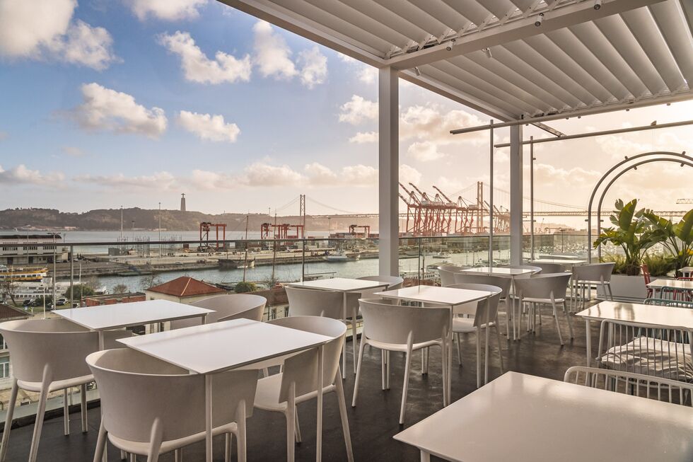 No novo "Catch Me", pode beber um cocktail sobre o Tejo - GPS - SÁBADO