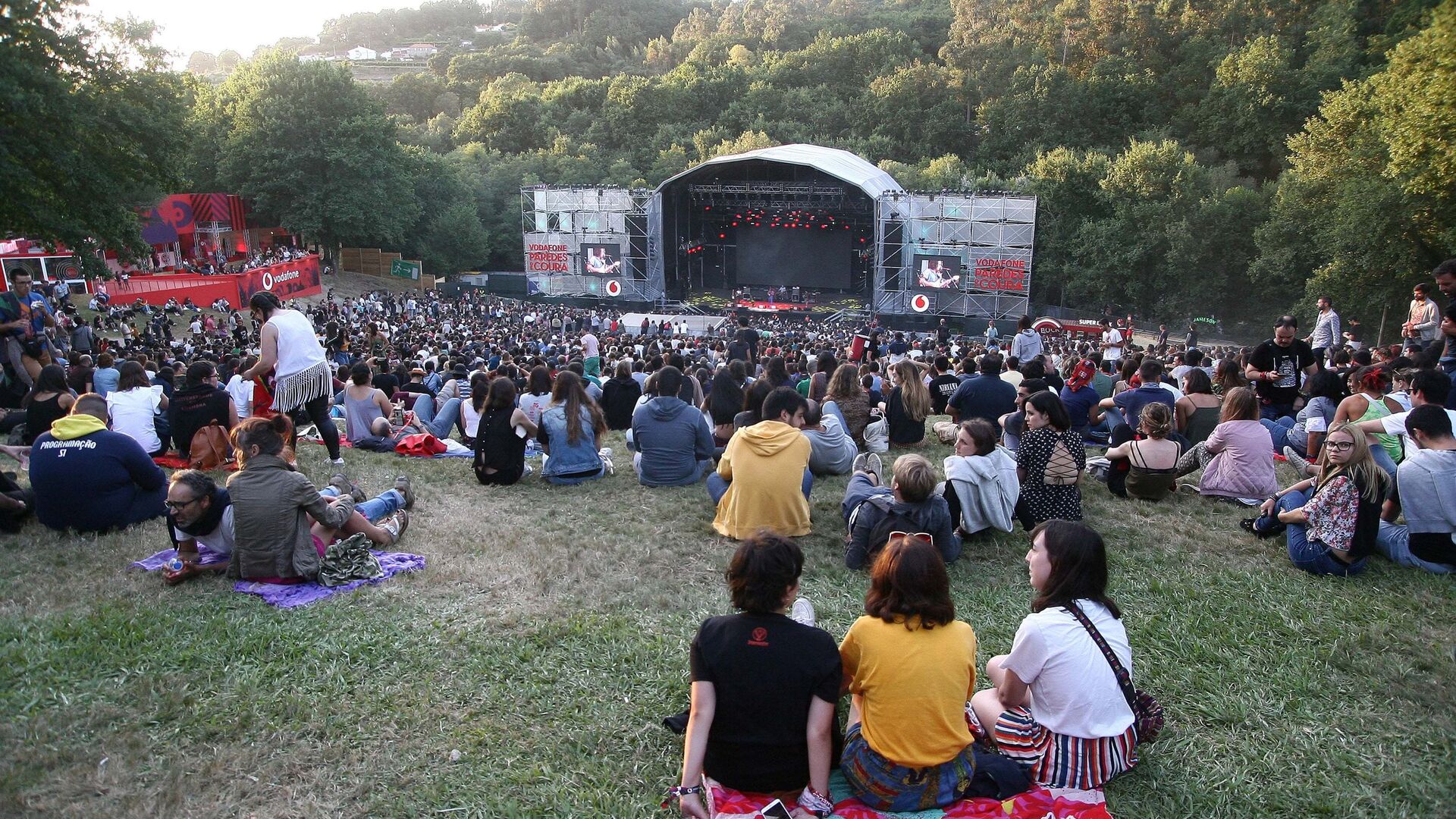 Os momentos mais marcantes dos 30 anos do festival Paredes de Coura ...