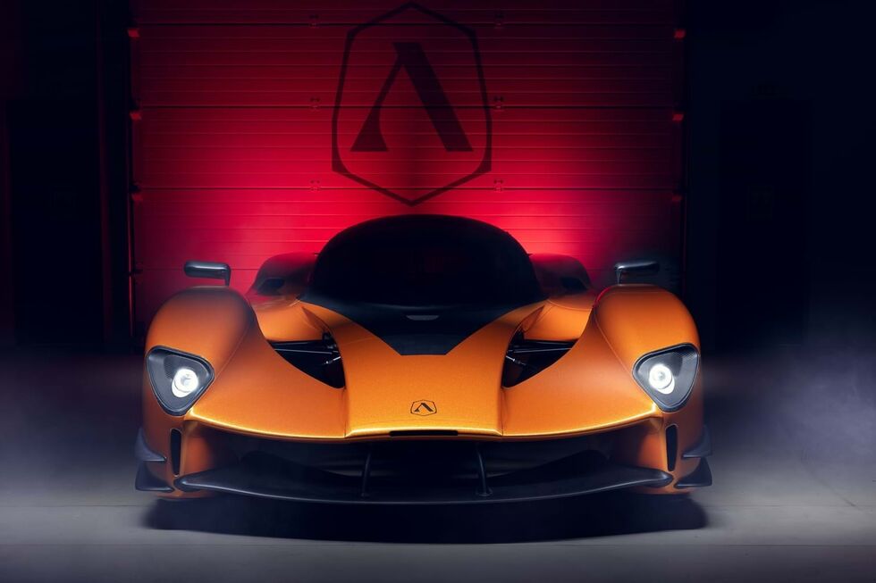 Supercarro português: A história, o preço, as imagens e a ficha técnica ...