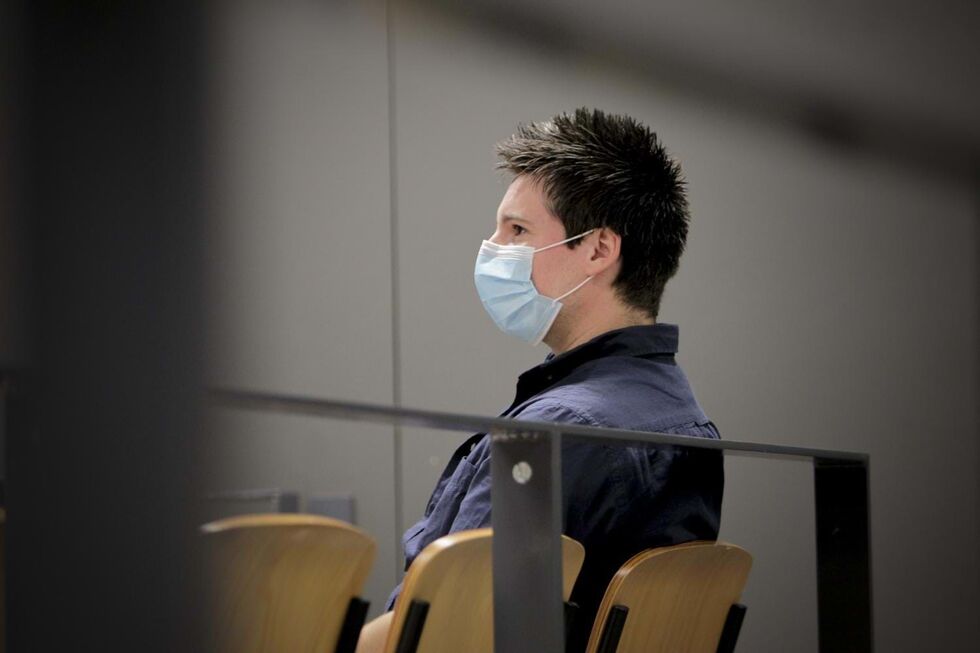 Tribunal da Relação mantém pena de quatro anos de prisão a Rui Pinto ...