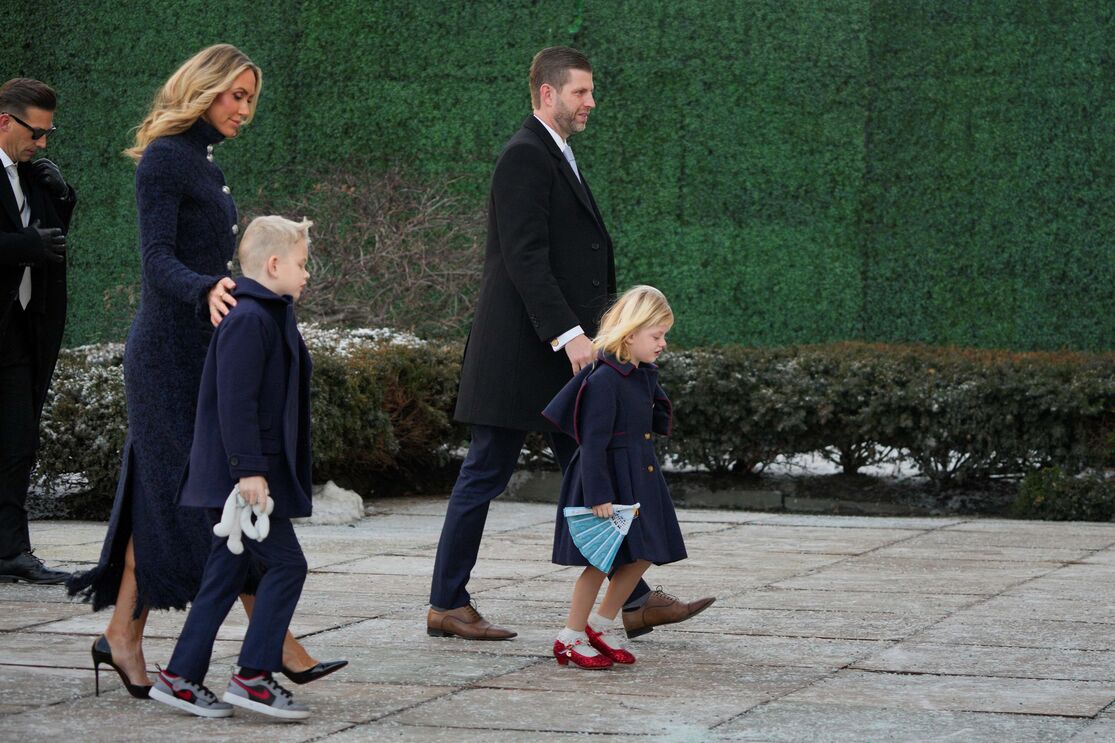 Donald Trump: "A era dourada da América começa agora". Siga em direto ...