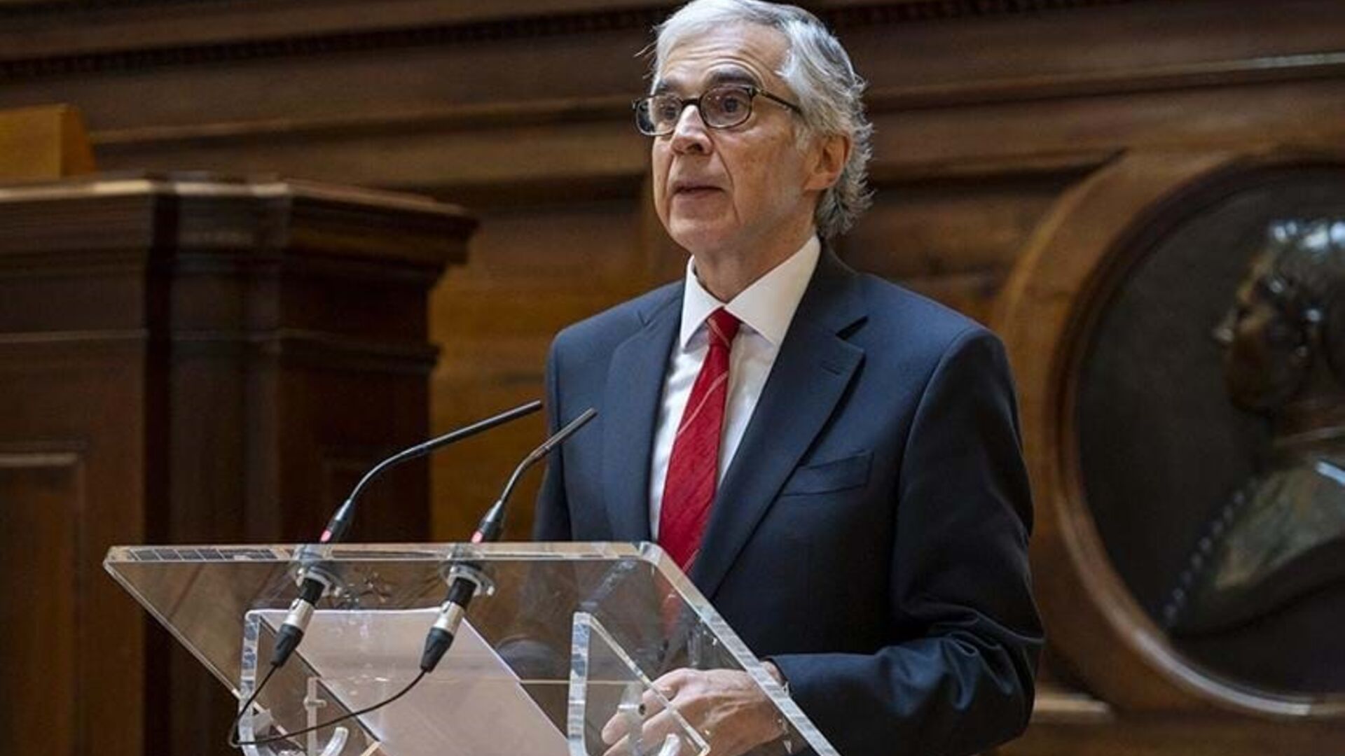 Aguiar-Branco disponível para se recandidatar a presidente da ...