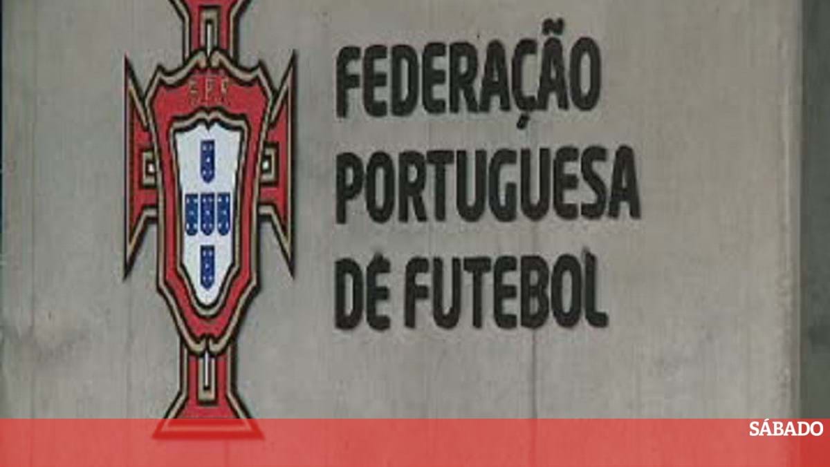 Ex-secretário da Federação Portuguesa de Futebol, antigo deputado do PS ... Ex-secretário da Federação Portuguesa de Futebol, antigo deputado do PS ...