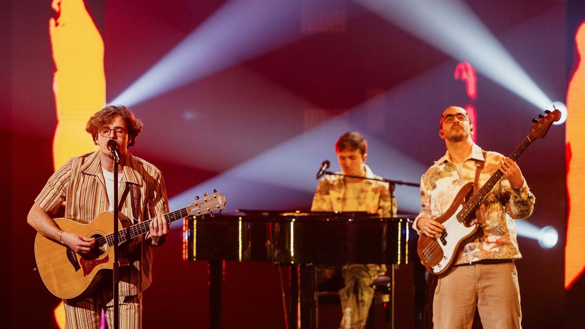 Os NAPA são os vencedores do Festival da Canção - Música - SÁBADO