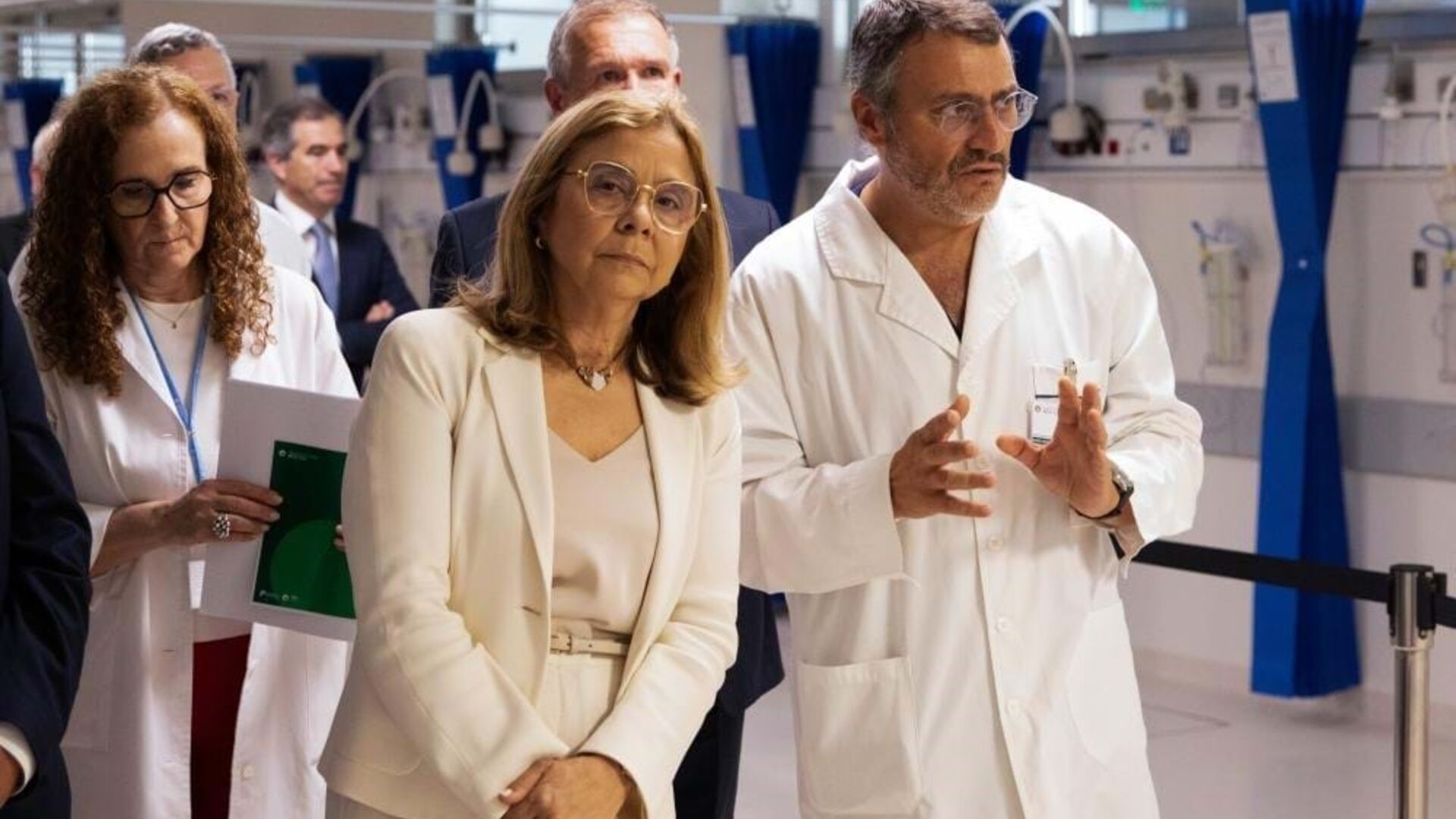 Ana Paula Martins não "recebeu reporte" de anomalias nas cirurgias adicionais quando presidiu ao ...