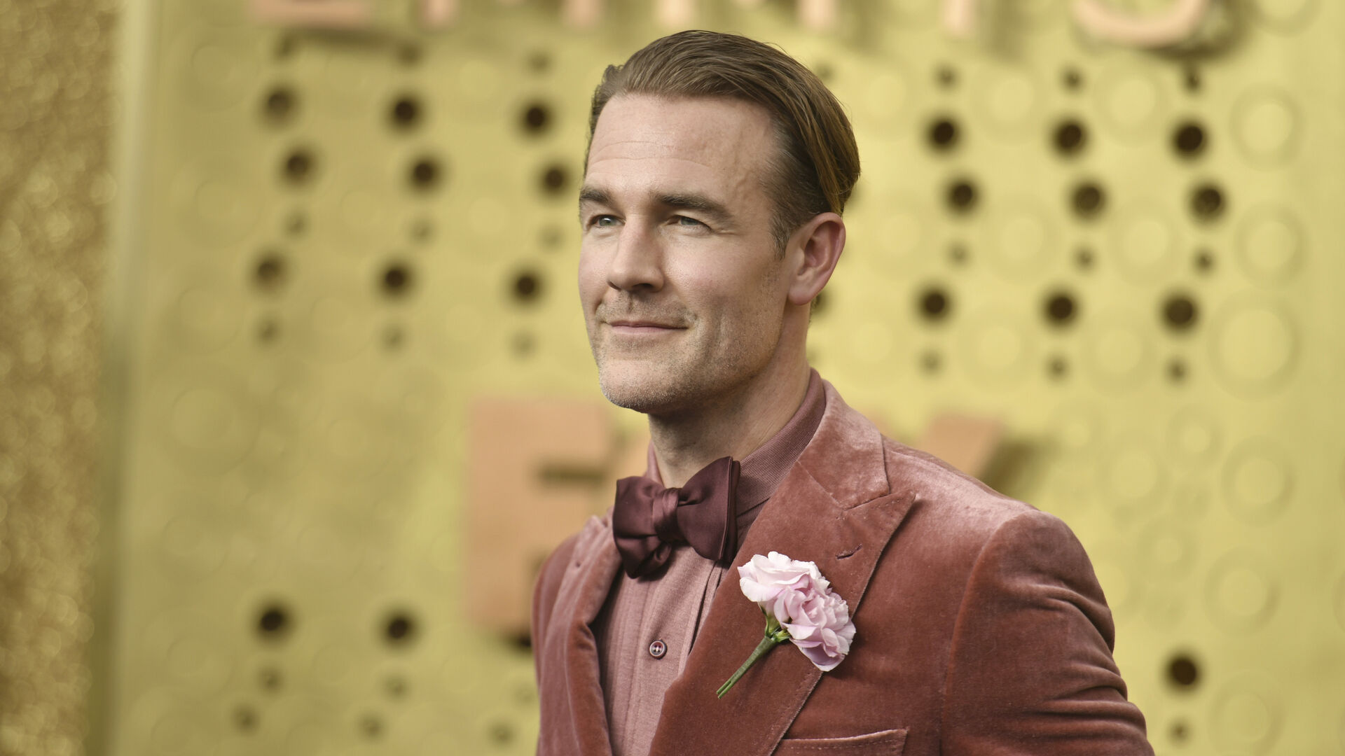De Katie Holmes a Reese Whiterspoon: as homenagens a James Van der Beek ...